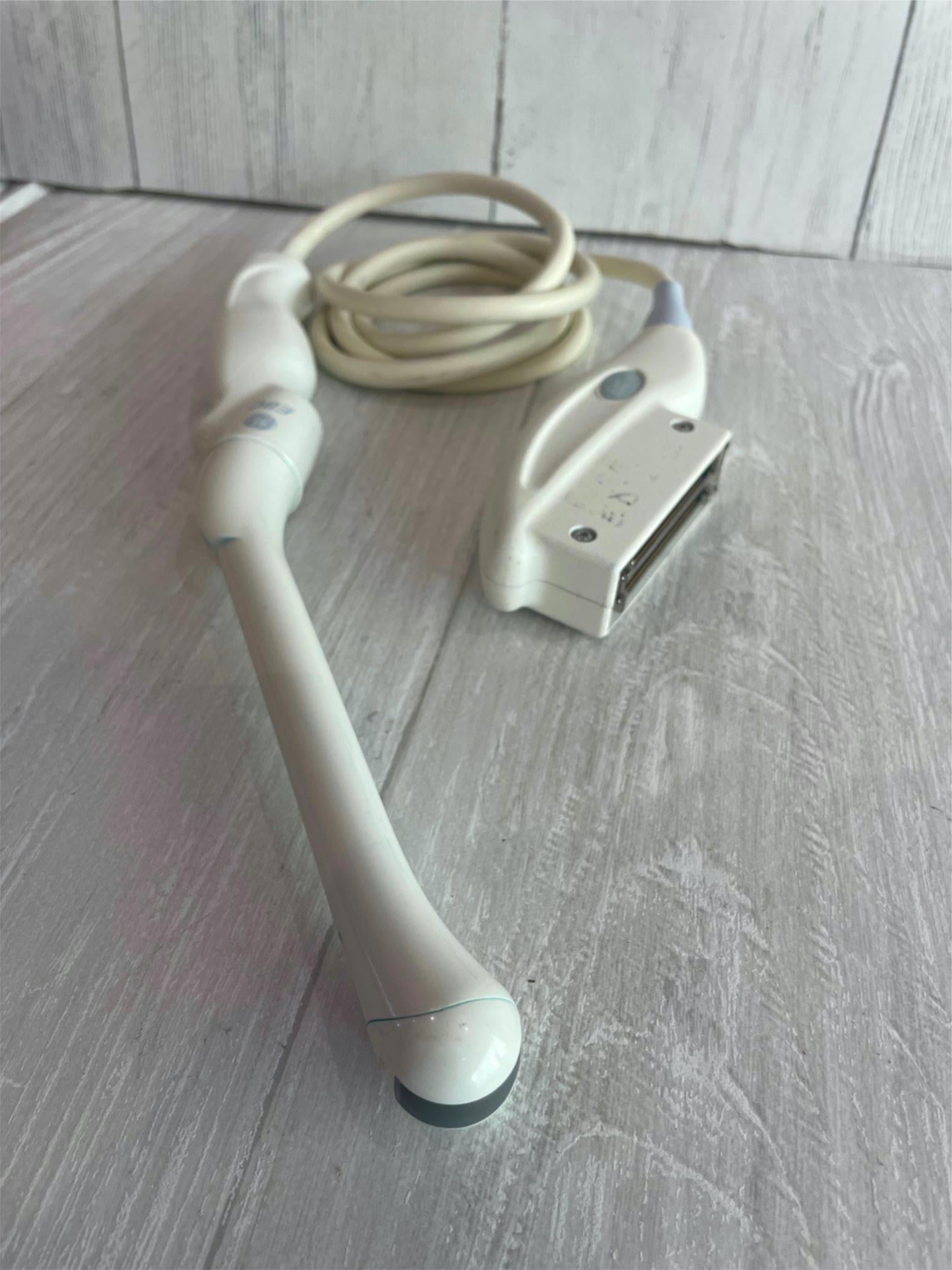 GE E8C-RS Compact Ultrasound Probe Transducer - DIAGNOSTIC ULTRASOUND